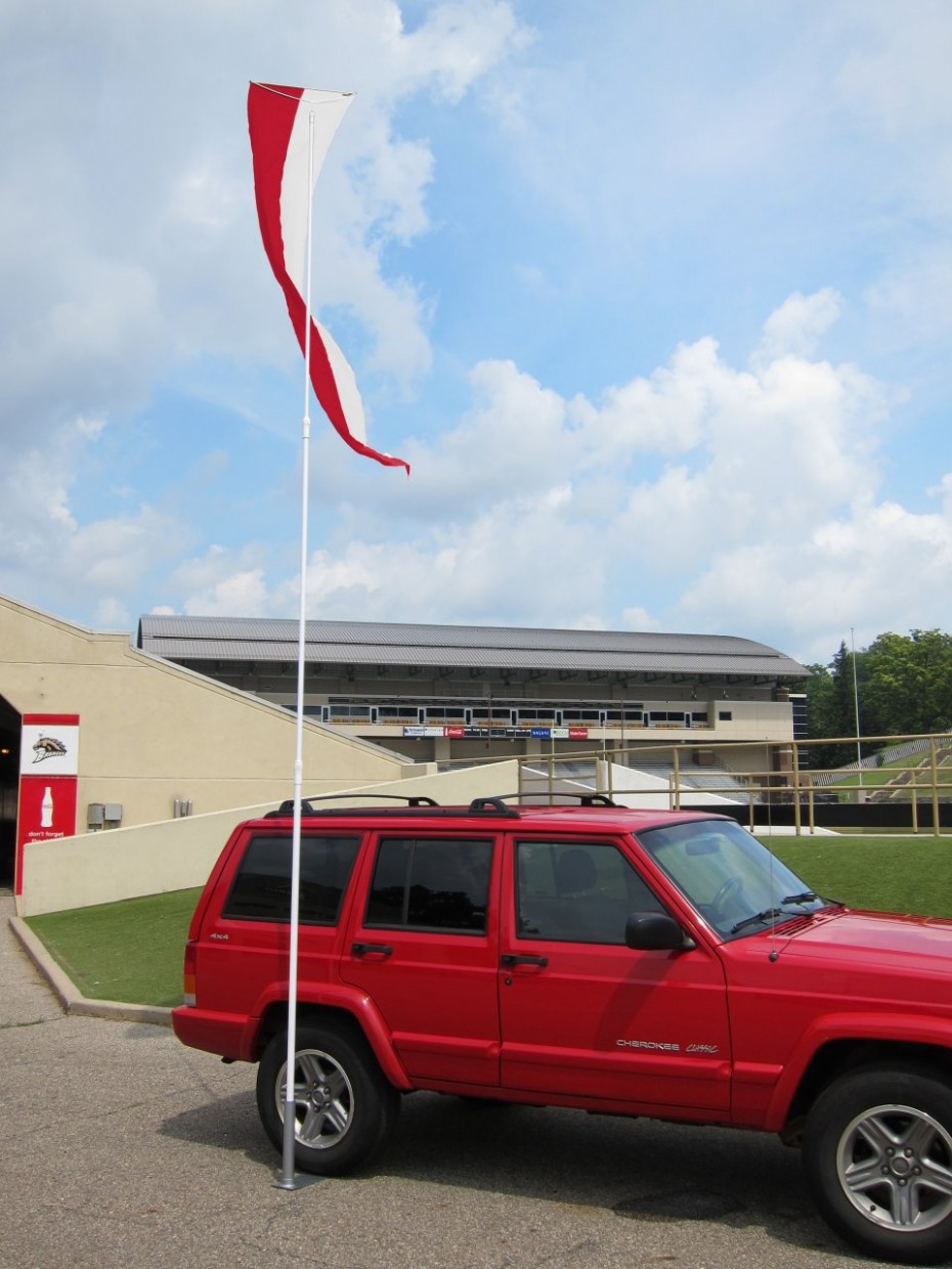 Wheel Stand | Dori Pole